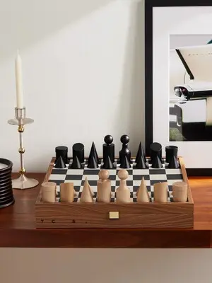 THE CONRAN SHOP Manopoulos Milos Chess Set
