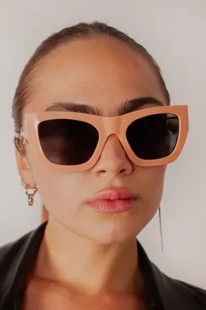 INDY Lainey Square Polarized Sunglasses
