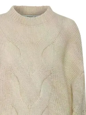 GESTUZ Cable-knit Crew-neck Sweater