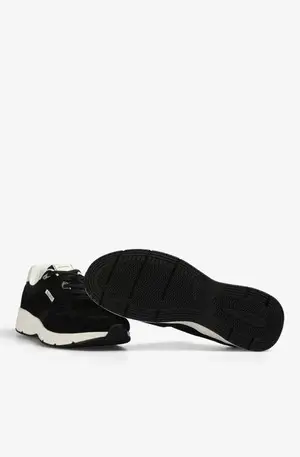 SCALPERS James Sneakers - Black