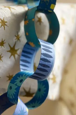 TERRAIN Pink And Paper Chain Kit - Blue