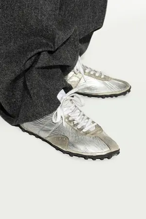 MAISON MARGIELA Low Top Metallic Sneakers - Silver
