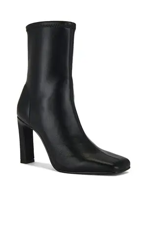 Steve Madden Khelan Boot