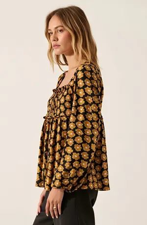 MODENAIRE Smocked Bodice Top