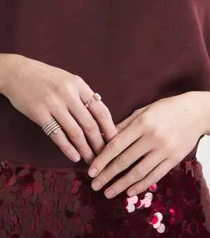 Shay East/west Floating Diamond Ring