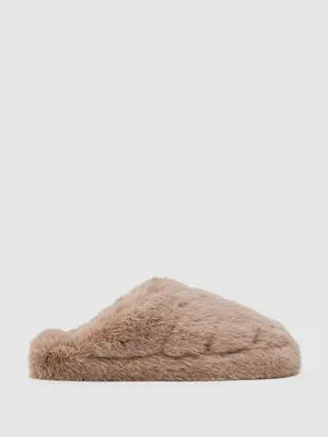Women's faux fur slippers