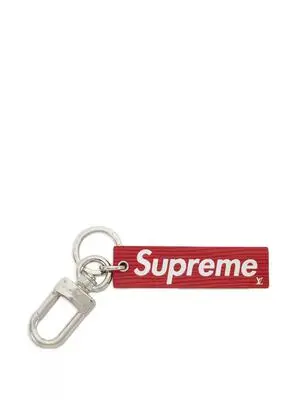 Supreme X Louis Vuitton Logo-detail Keychain - Red