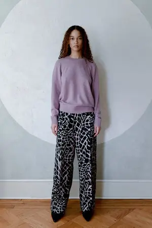 UNTITLED IN MOTION Pluos Relaxed-fit Silky Trousers - Folds