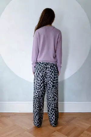 UNTITLED IN MOTION Pluos Relaxed-fit Silky Trousers - Folds