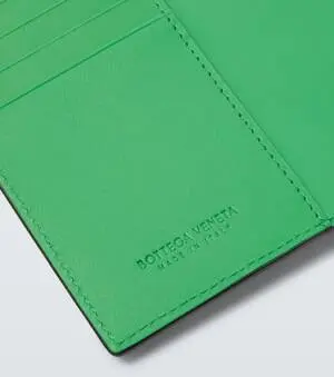 Bottega Veneta Intrecciato Leather Wallet - Black