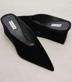 Alaïa Cube 75 Velvet Wedge Mules