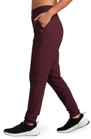 RHONE Atmosphere Joggers - Bordeaux Red Heather