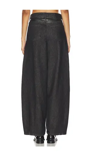 GESTUZ High Waisted Barrel Jeans