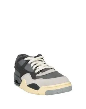JORDAN Sneakers