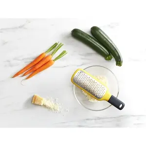 JOSEPH JOSEPH Paddle Grip Grater