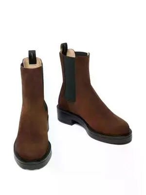 STUART WEITZMAN Celia Chelsea Boots