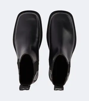Bottega Veneta Ben Leather Chelsea Boots - Black