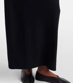 LESET Lauren Off-shoulder Jersey Maxi Dress