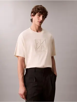 Calvin Klein Emblem Logo Graphic Relaxed T-shirt - Antique White
