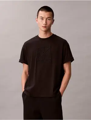 Calvin Klein Emblem Logo Graphic Relaxed T-shirt - Black