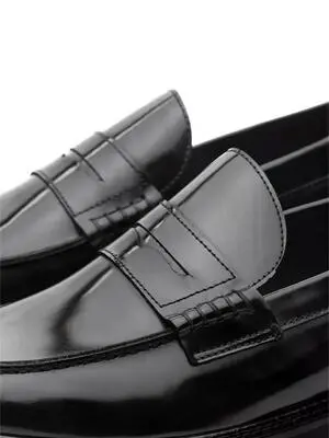 POCHE PARIS Strap-detail Loafers