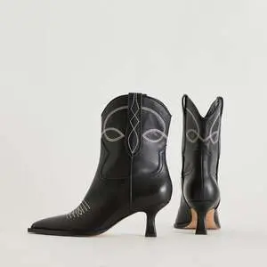 DOLCEVITA Mid-calf Booties