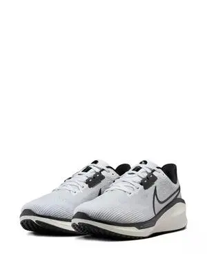 Nike Air Zoom Vomero 17 Sneakers - Grey