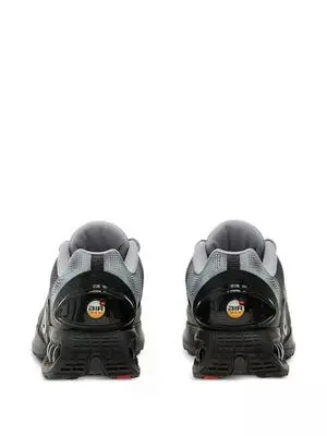 Nike Air Max Dn Nrg Sneakers - Grey
