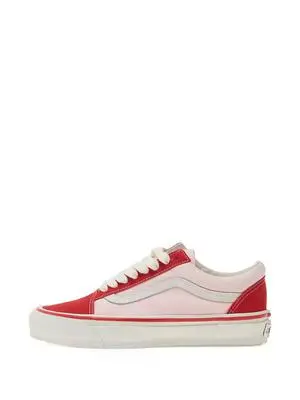 VANS Old Skool Low-top Sneakers - Pink