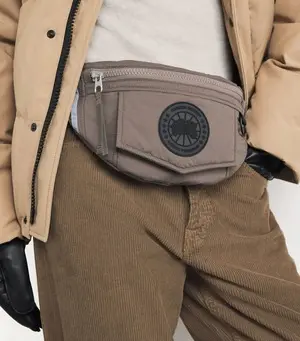 Canada Goose Enduraluxe Belt Bag - Grey