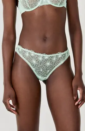 ETAM Daisy Embroidered Thong - Celadon