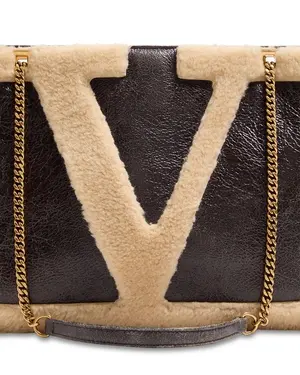 Valentino Garavani Viva Superstar Medium Shearling Shopping Shoulder Bag - Mud