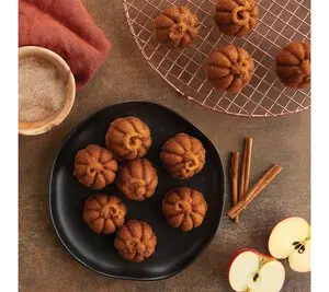 NORDICWARE Lil' Pumpkin Cakelets Pan