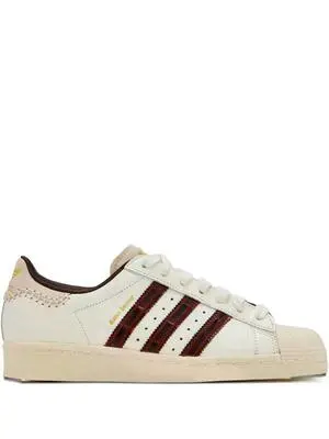 Adidas Superstar Sneakers