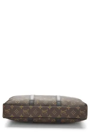 LOUIS VUITTON Monogram Macassar Porte Documents Voyage