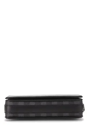 LOUIS VUITTON Damier Graphite 3d Studio Messenger