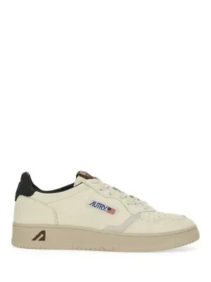 AUTRY Medalist Low Top Sneakers