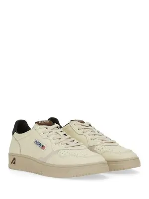AUTRY Medalist Low Top Sneakers