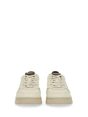 AUTRY Medalist Low Top Sneakers