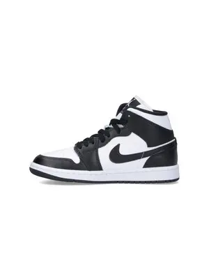 Nike Air Jordan 1 Mid Sneakers - Black
