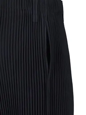 Issey Miyake Pleated Straight Leg Pants - Black