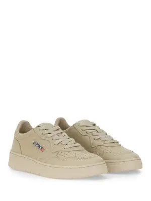 AUTRY Medalist Low Top Sneakers
