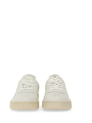 VEJA V-90 Sneaker