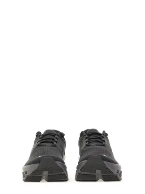 On Cloudmonster Sneakers - Black