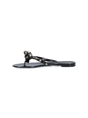 Valentino Garavani Rockstud Thong Sandals - Black