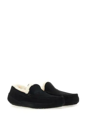 UGG Linscot Slip-on Loafer - Black