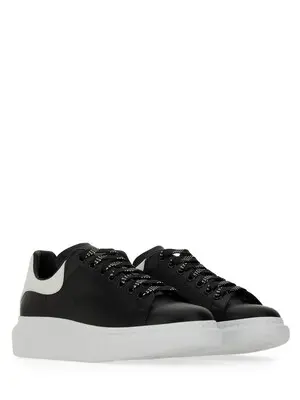 Alexander McQueen Oversized Sneakers - Black
