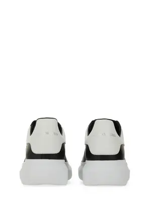 Alexander McQueen Oversized Sneakers - Black