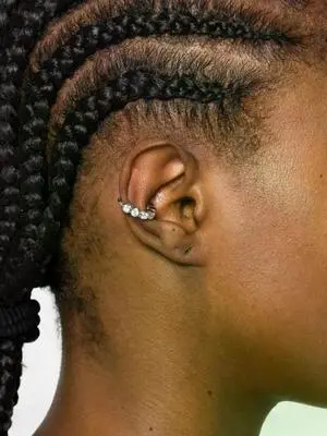 Completedworks Arc Crystal-embellished Ear Cuff