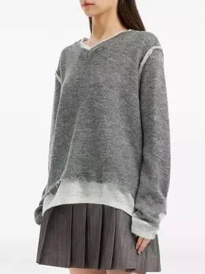TOUT A COUP V-neck Raw-cut Sweater